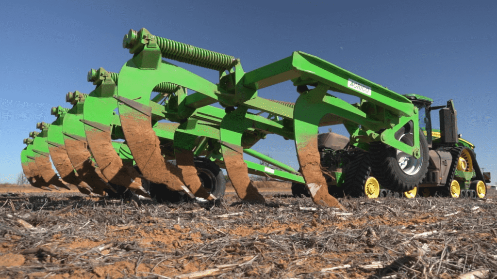 The Agrico T1250 ripper works deeper, for better yield performance | Agrico